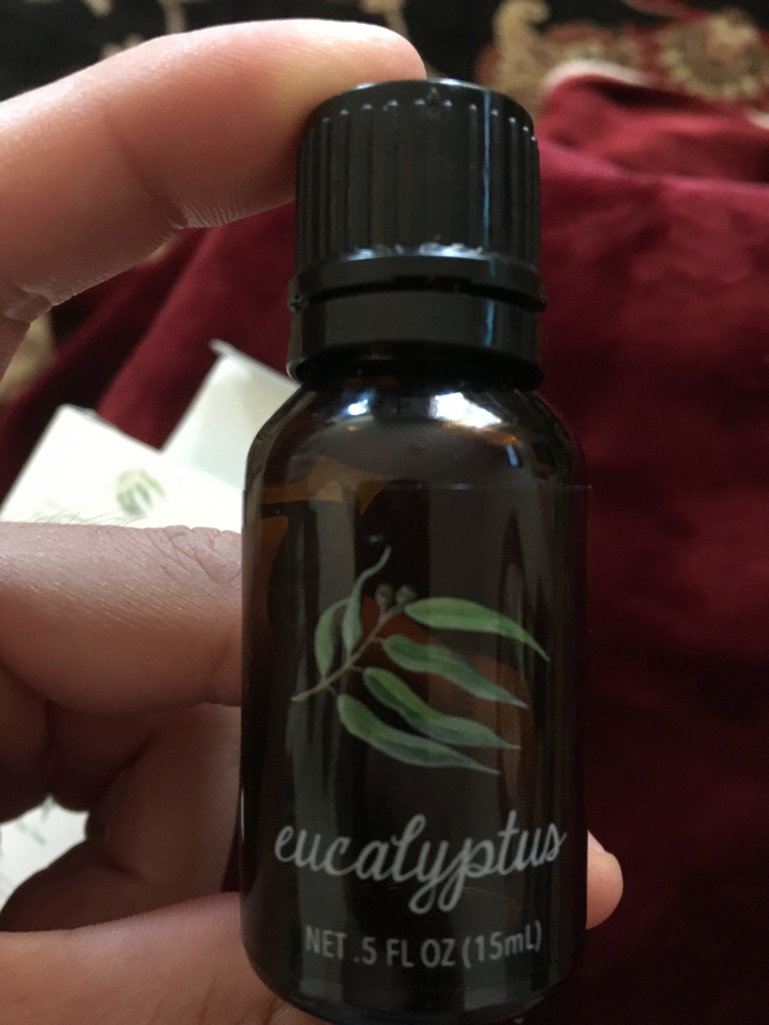 Top 11+ Essential Oils For Lower Back Pain - Fuse Your Back